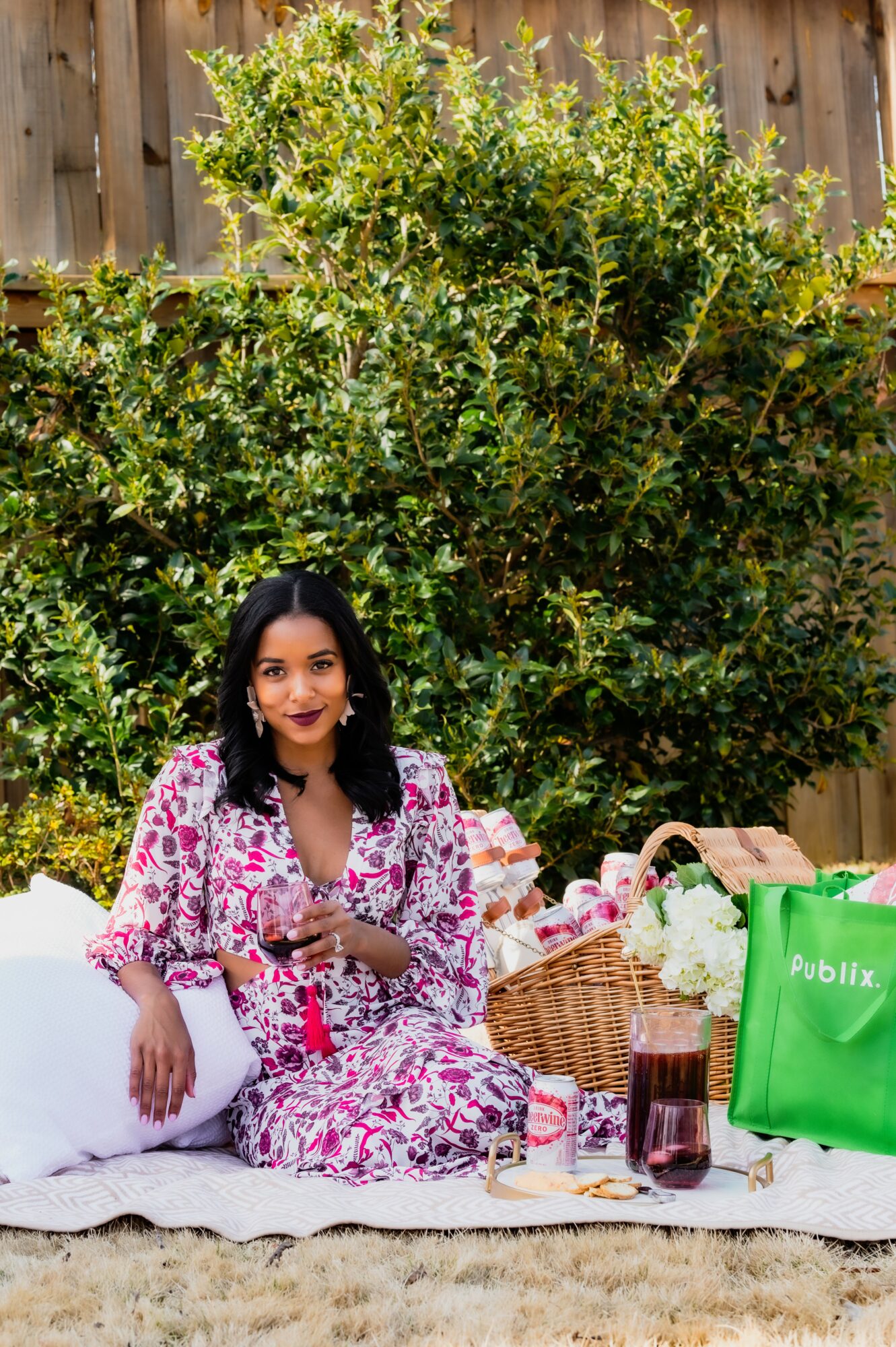 Inspiring Conversations with Megan Pinckney of Shades of Pinck – Voyage ...