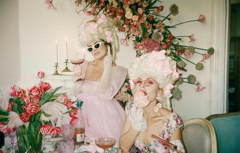 Community Highlights: Meet Maddie & Beth Barnett of Eat Me Cookies ...