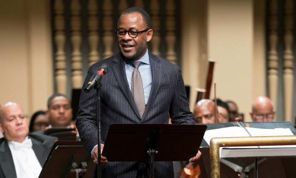 Daily Inspiration: Meet Lee Pringle - Voyage South Carolina Magazine