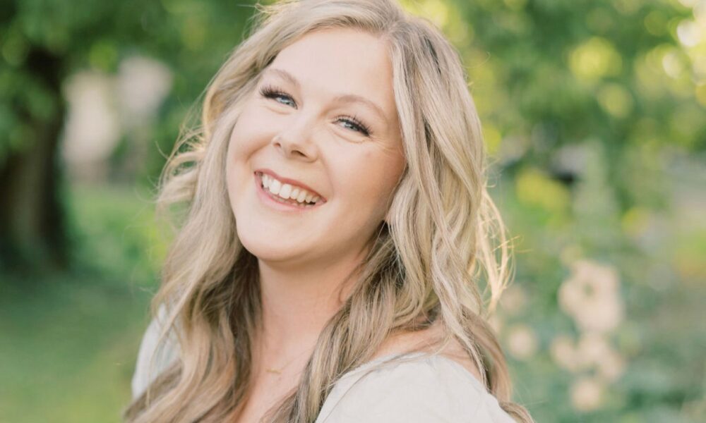 Conversations with Hollyn Grome – Voyage South Carolina Magazine
