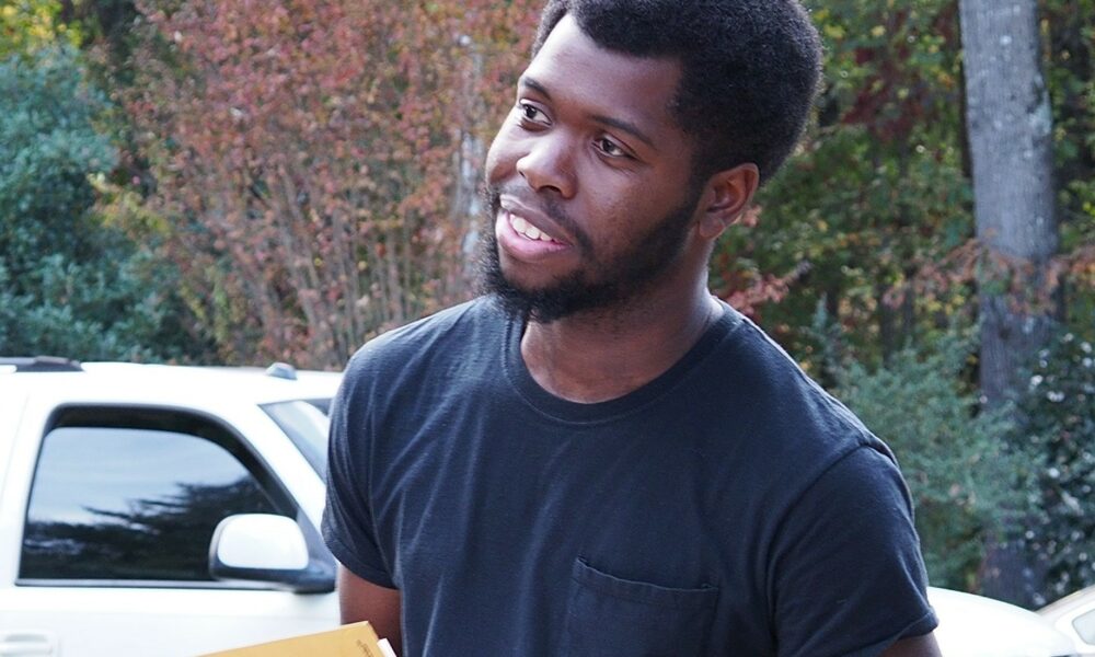 Meet Tez Dixon - Voyage South Carolina Magazine