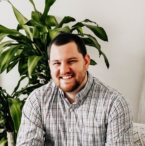 Inspiring Conversations with Chandler Kellogg of Green Screen Repairs ...
