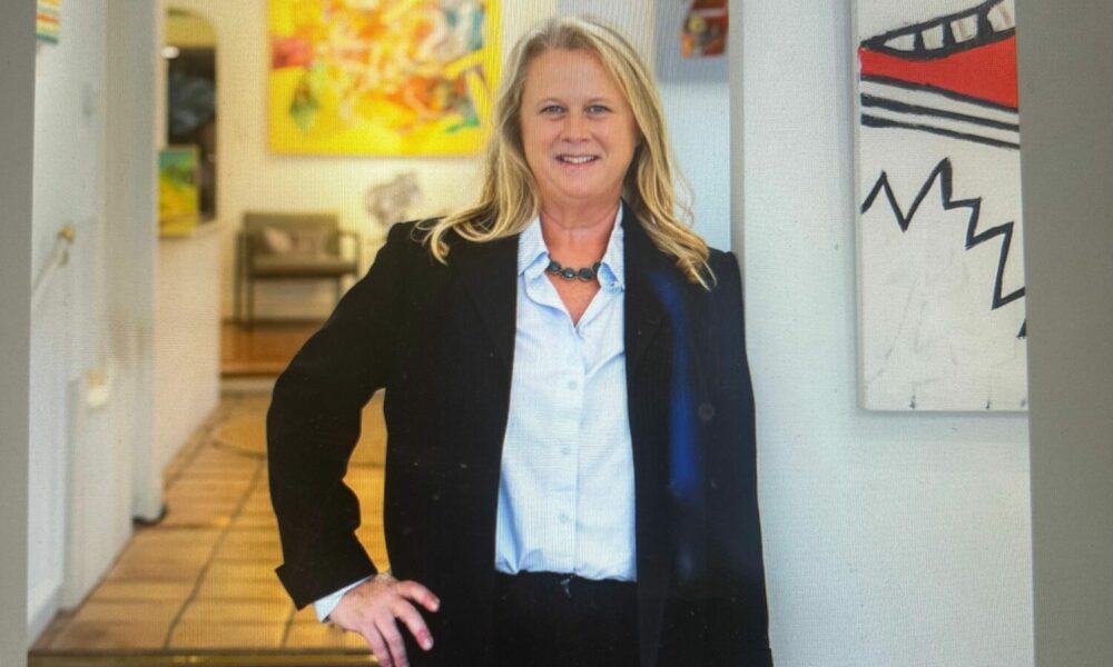 Community Highlights: Meet Wendy Carlin of Hagan Fine Art - Voyage ...