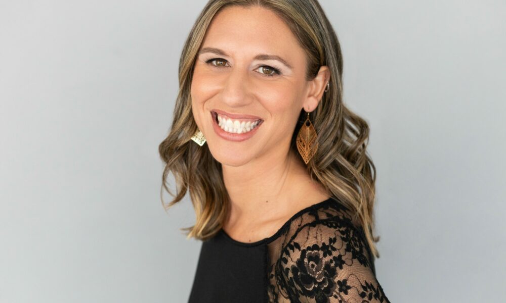 Community Highlights: Meet Jamie Azar of Erotic Expressions - Voyage ...