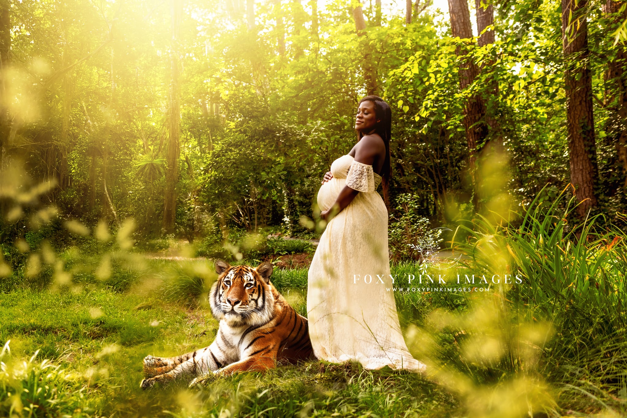 c-1758083482639-1758083482091_ashley_montjoy_messenger_creation ...