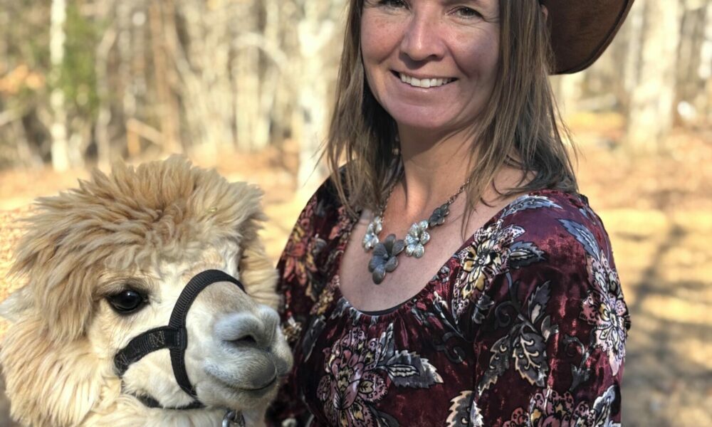 Hidden Gems: Meet Stacy Means of Herbert and Friends Mobile Petting Zoo ...